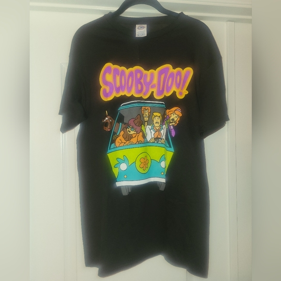 Delta | Tops | Scooby Doo Tshirt | Poshmark